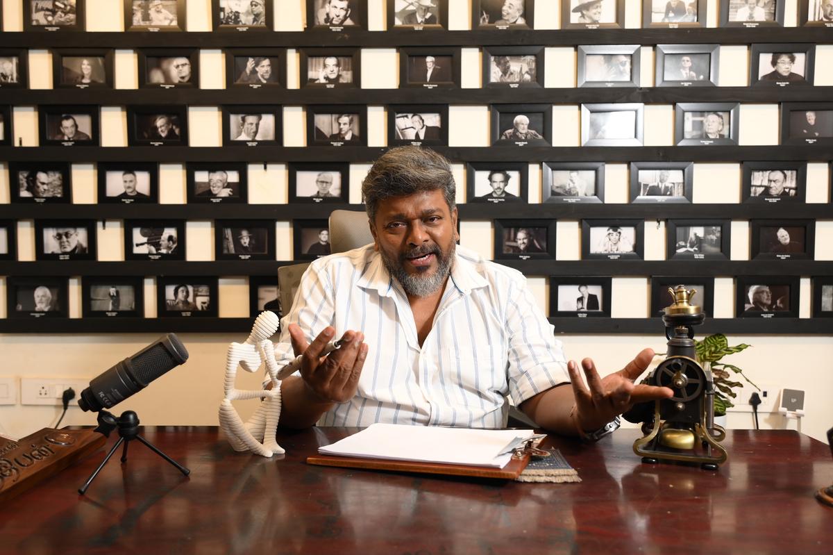 "சினிமாவை விட்டு விலக நினைத்தேன்" - பார்த்திபன் எமோஷனல்! - மின்னம்பலம்